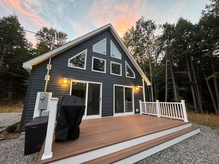New Construction Modern Cabin - Gilford, NH