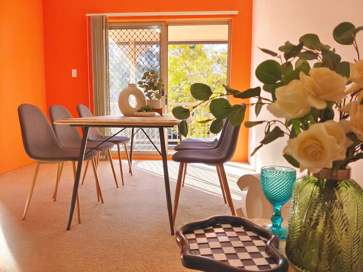 月租40% Off 阳光充足的3房townhouse 走路到快餐店 商店 学校 免费游泳池停车位 - Ryde