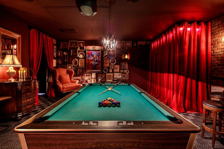 Hidden Speakeasy | Saltwater Pool+spa | Mini Golf - Indio, CA