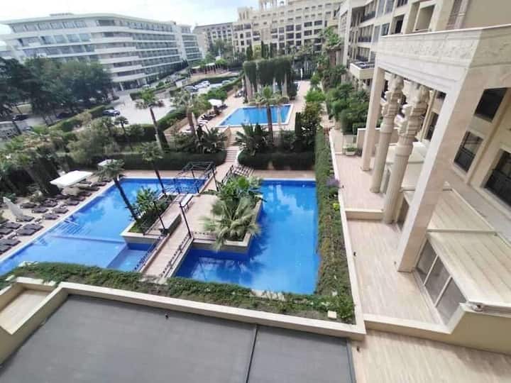 Terraced Pool Paradise - Varna