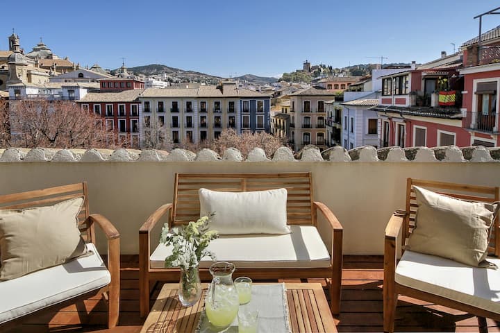 Mywhitewall Bib-rambla - Granada, España