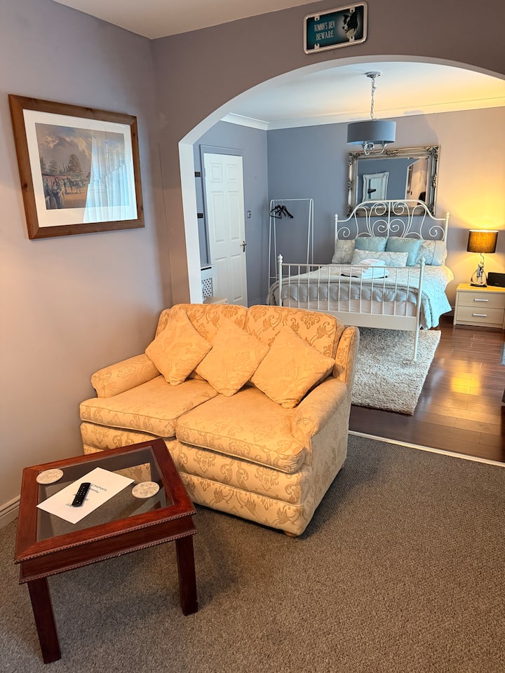 Cosy Studio Room In North County Dublin - Ashbourne