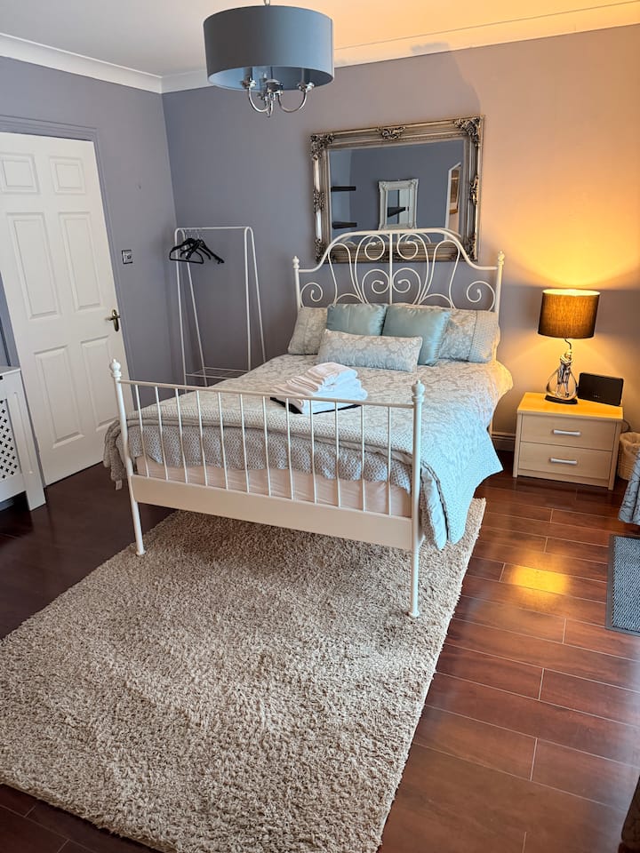 Cosy Studio Room In North County Dublin - Ashbourne