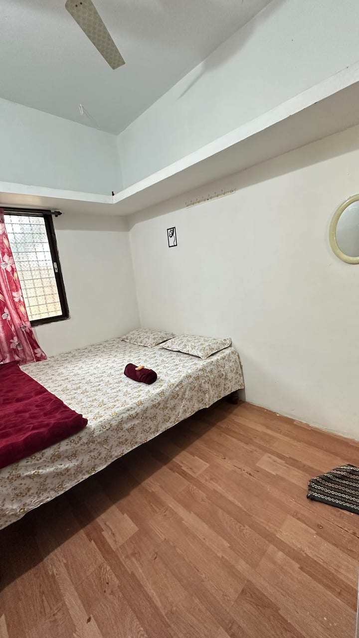 Family And Friendly Room 1bhk - Hampi