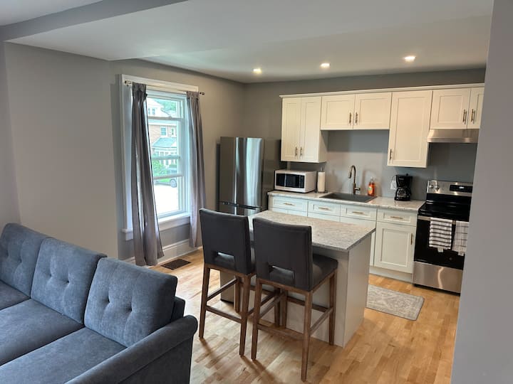 2bed, 1bath, Near Harrison Park - Owen Sound