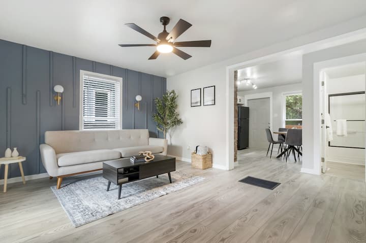 Spartanburg Home W/ Bbq, Fire Pit & King Size Bed - Spartanburg, SC