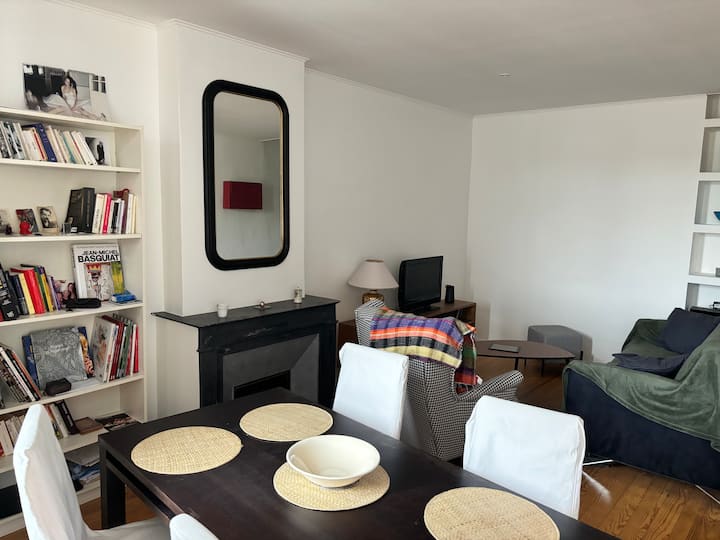 Lumineux Sans Vis-à-vis. - Marseille