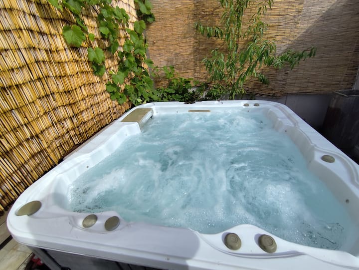 Spa Sakina
Espace Bulle Et Détente Privatif - Le Mesnil-Amelot