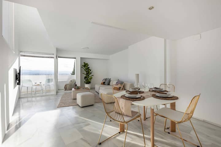 Mywhitewall Realejo - Granada, España