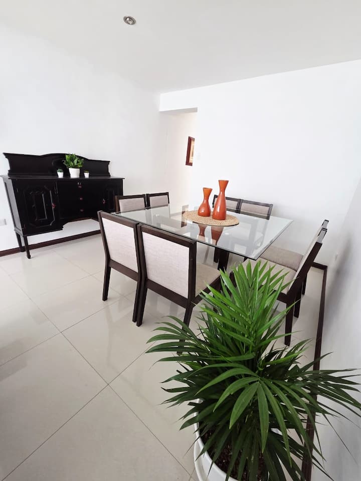 Apartamento En Condominio - Piura