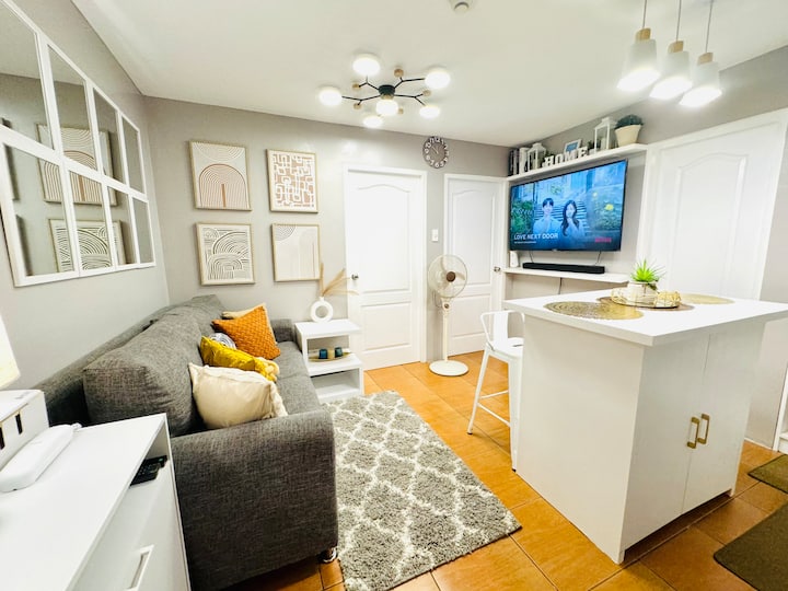 Cozy 2br With Pool Access | Sorrento Oasis Pasig - Pasig