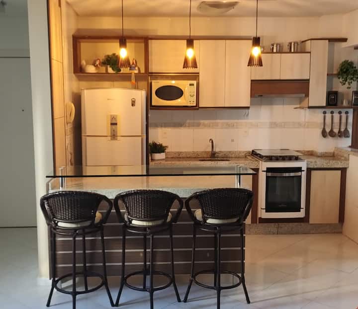 Quadra Do Mar | 2 Vagas | 3 Quartos Com A/c - Balneario Camboriú