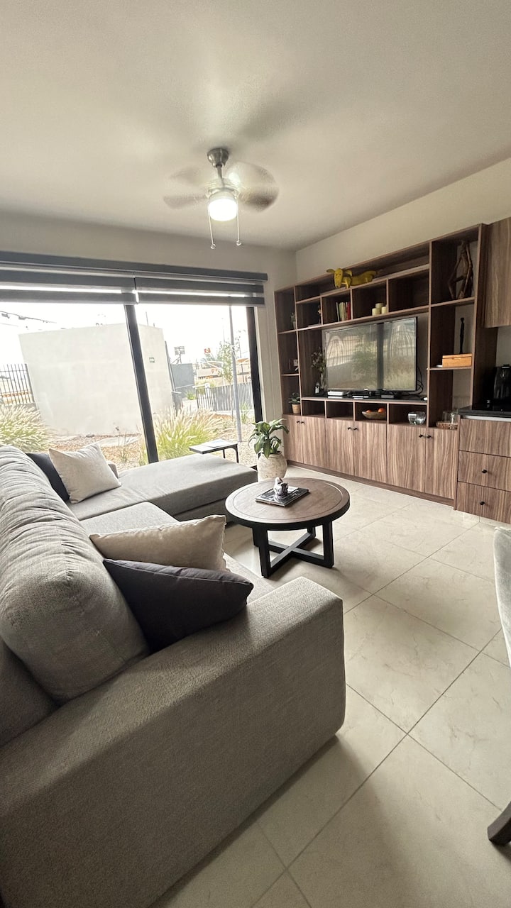 Elegante, Completo , Cómodo, Cerca De Todo . - Torreón