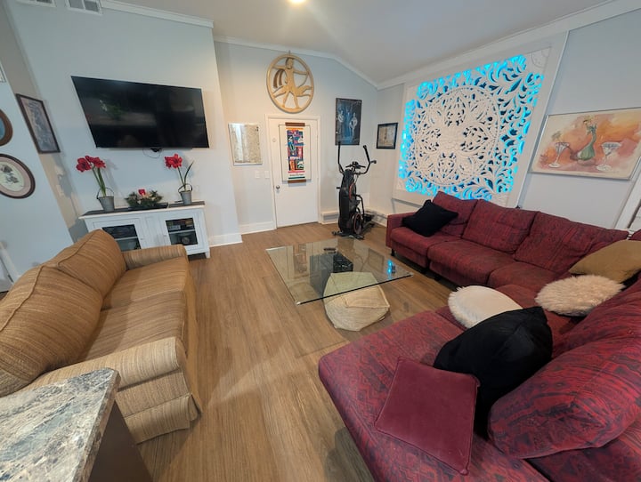 Serenity Now! - Evansville, IN