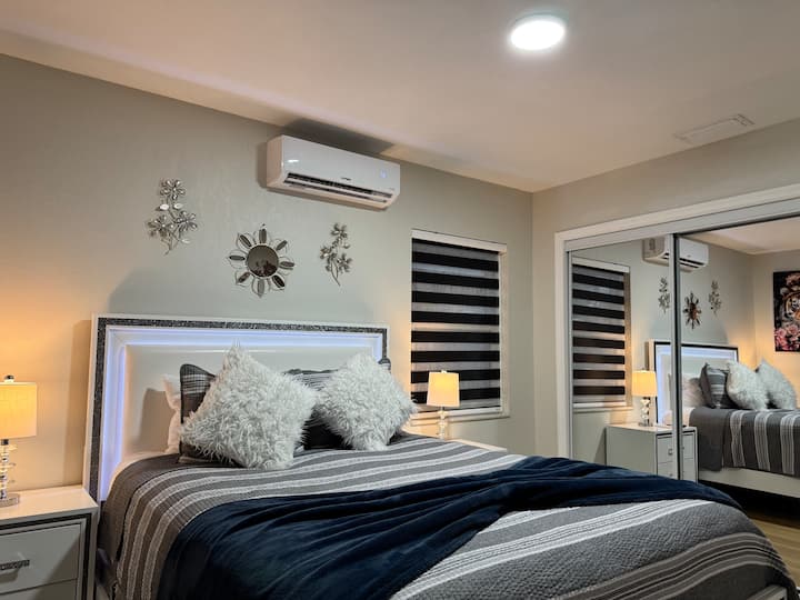 Near Airport & Stadium | Private | Pets | Keypad - Tampa, FL