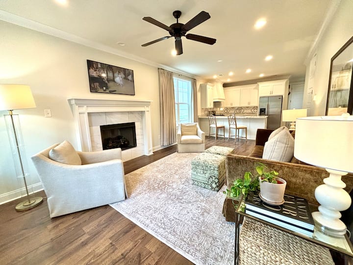 The Grey-multi Family Retreat - Oxford, MS