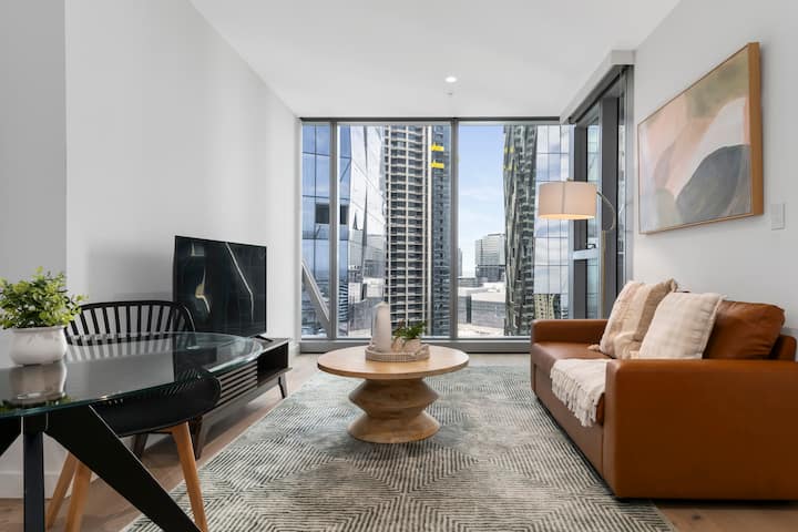 Stunning Cbd Apt ~ Best Location W/ Gym & Pool! - The University of Melbourne