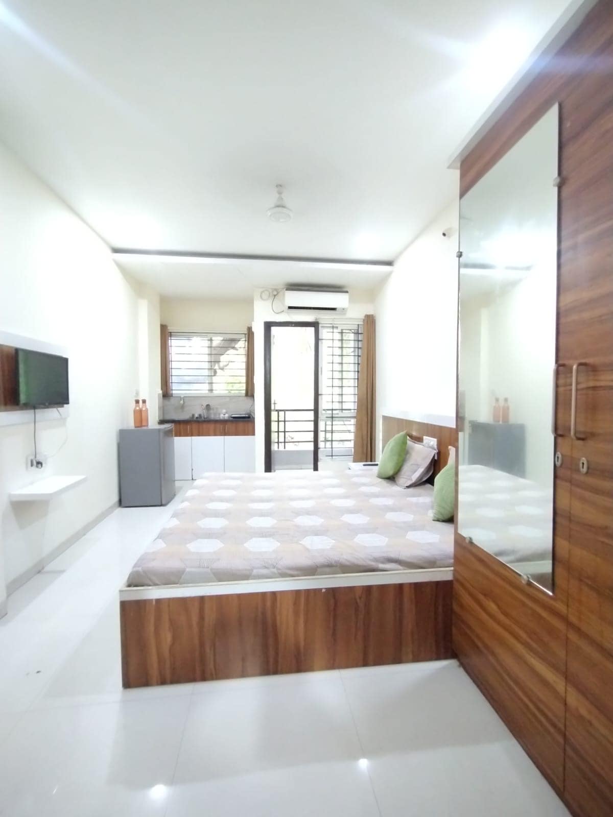 Indore Apartment Holiday Rentals - Madhya Pradesh, India | Airbnb