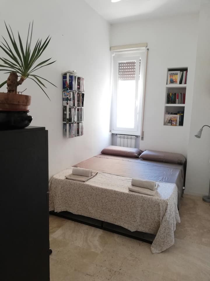 Stanza E Studio Con Bagno A Ostiense Garbatella - ローマ