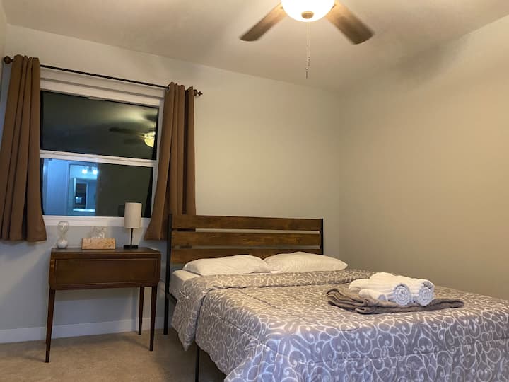 Private Bedroom/share Bath In La - Carson, CA