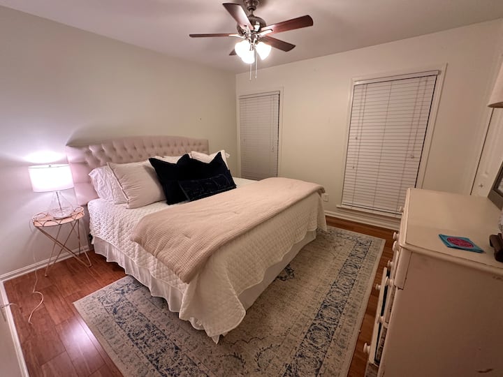 2 Bedroom Cozy Home - Tuscaloosa, AL