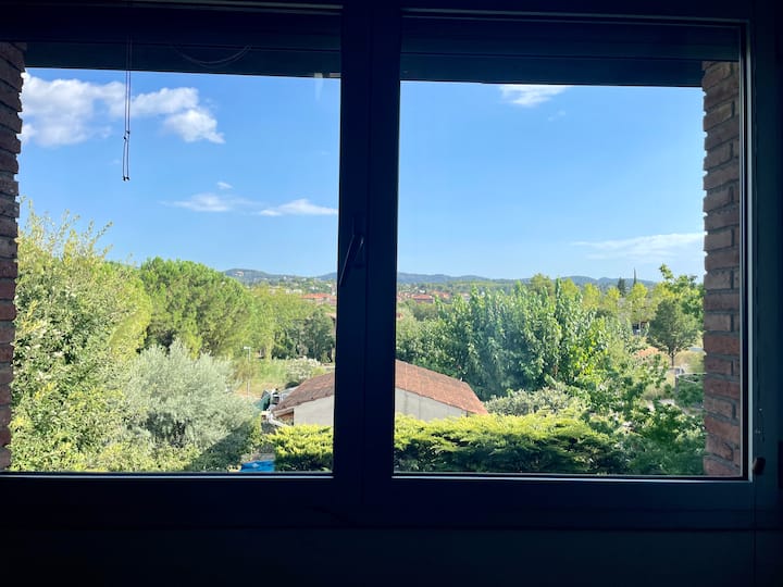 Habitació Dúplex Amb Bany Privat, I Petit Saló. - Barberà del Vallès