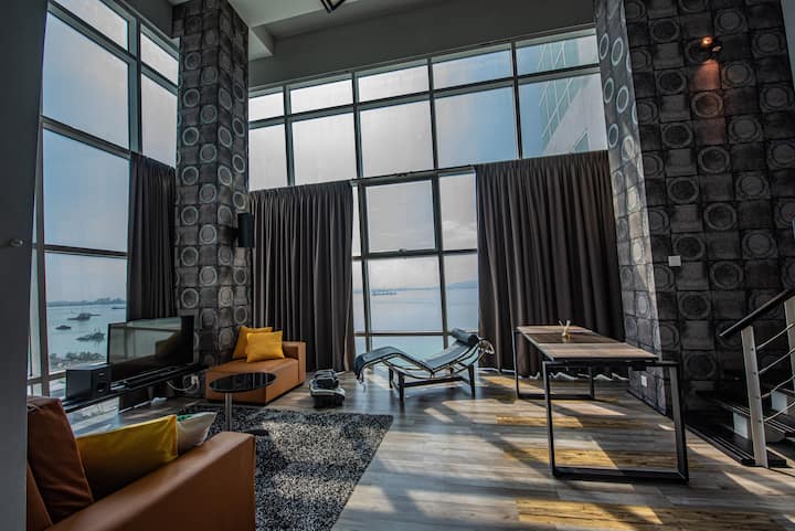 Maritime Suite Panoromic Seaview Duplex - Pinang