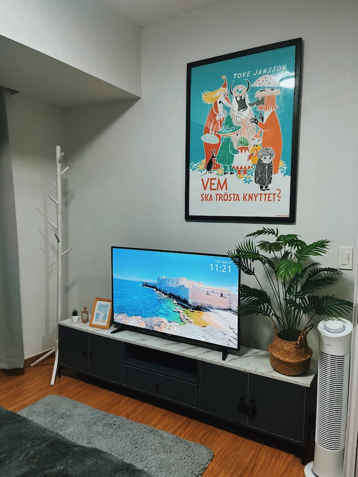 Nordic Condo Living Near Poblacion And Rockwell - Manila