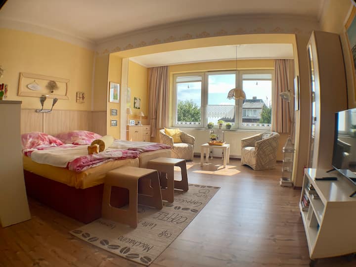 Heimelige Altstadtwohnung Mit Meerblick - Sassnitz