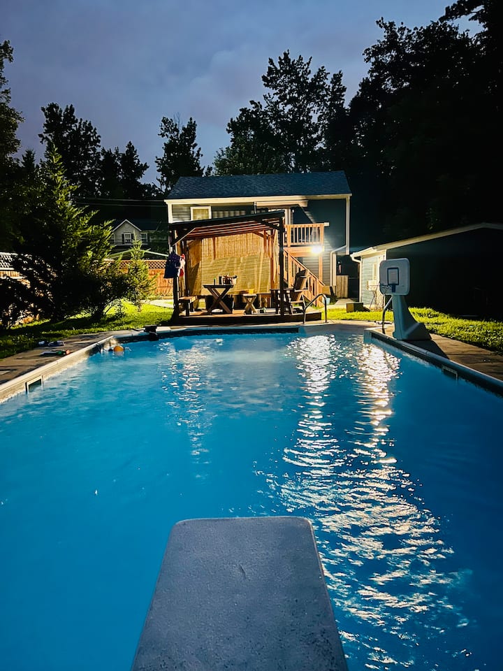 Private Tiny House -No Contact 24/7 Self Check-in - Glen Burnie, MD