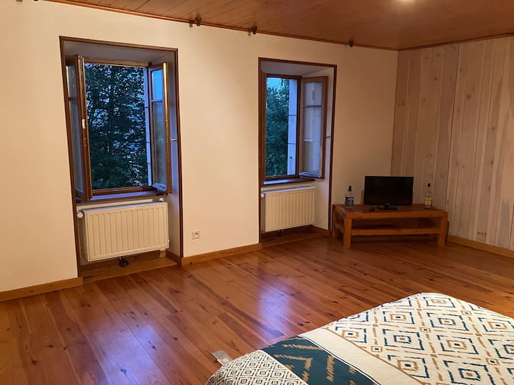 Chambre D’hôtes Lit Double - La Chaise-Dieu