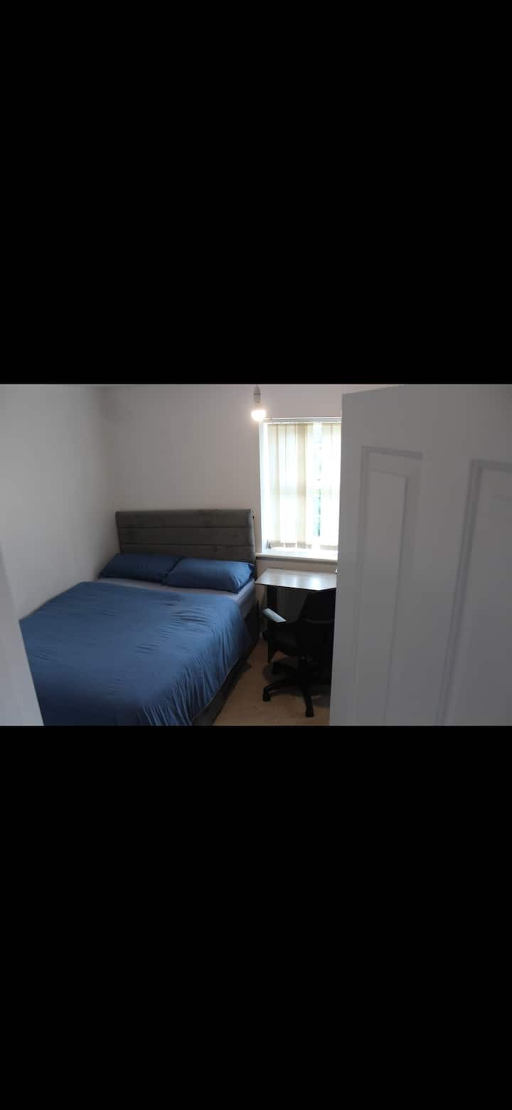 Room In A Shared House - Rugby