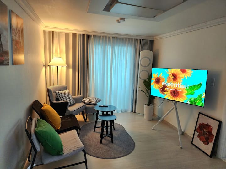 [1월특가] Dmc역3분, 홍대, 공항지하철50분(환승x),합법,짐보관, 화장실 2, 추천 - 행신2동