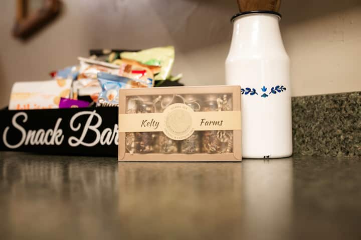 Kelty Farms Barndominium/horse Stalls And Parking - Carl Blackwell Lake, OK