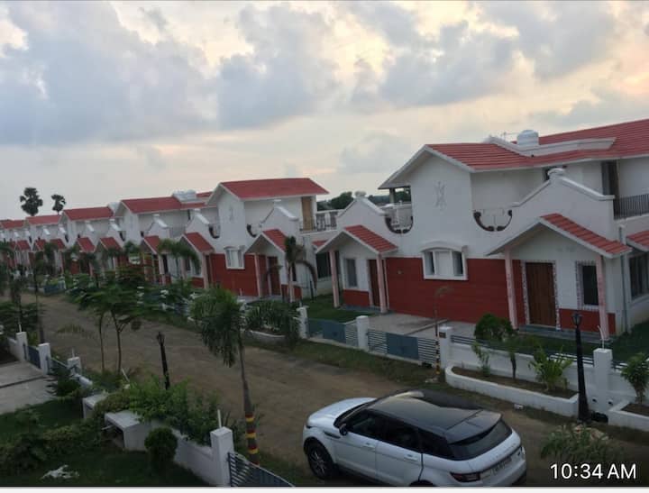 A Serene Bungalow Amidst Nature - Santiniketan