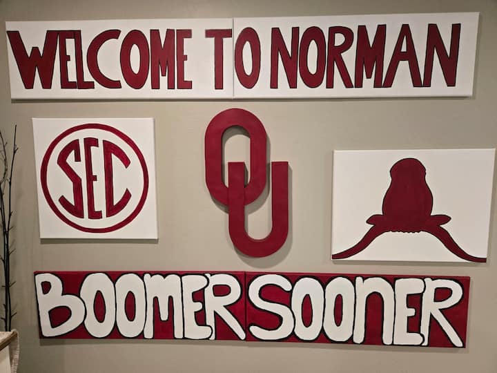 The Blue Royal House - Norman, OK