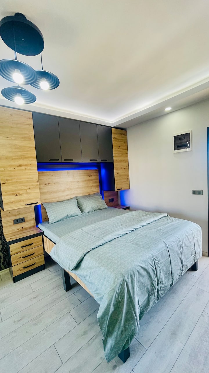 Side Silyon Suites - Side