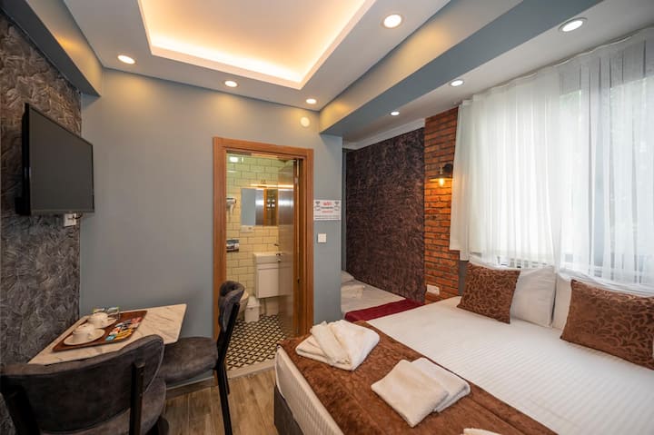 Taksim Standar Oda 301 - Estambul