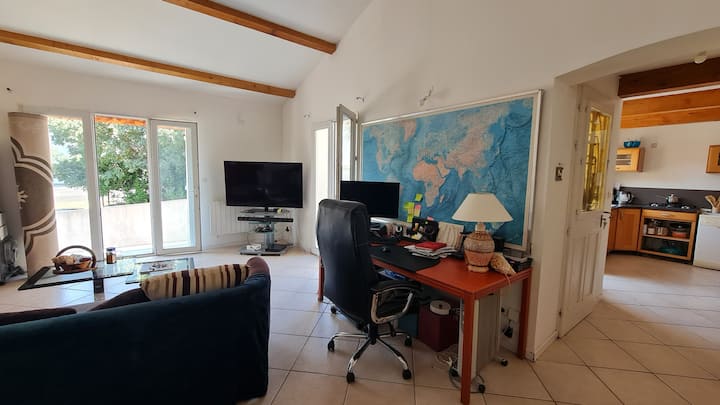 Chambre Proche Chu - Nîmes