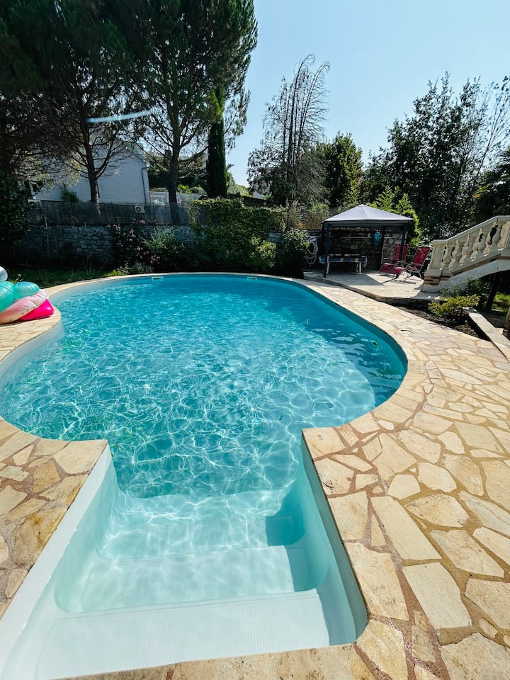 Charmant T2 Dans Une Belle Villa Piscine - Brive-la-Gaillarde