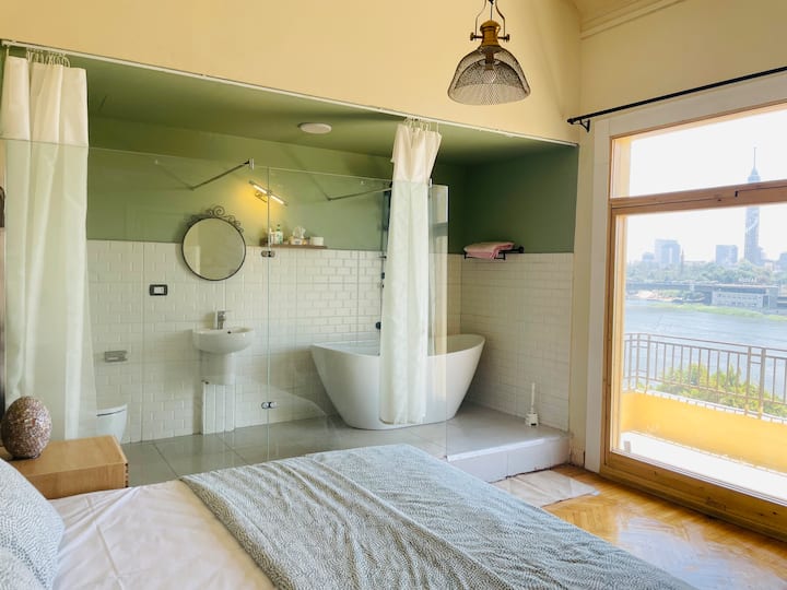 Luxury Nile View Apartment - Kahire