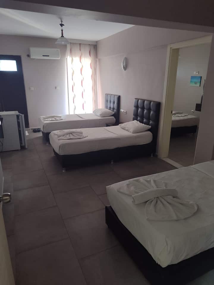 Anatolia Hotel (5 Kişilik Aile Odası) - Karahayıt