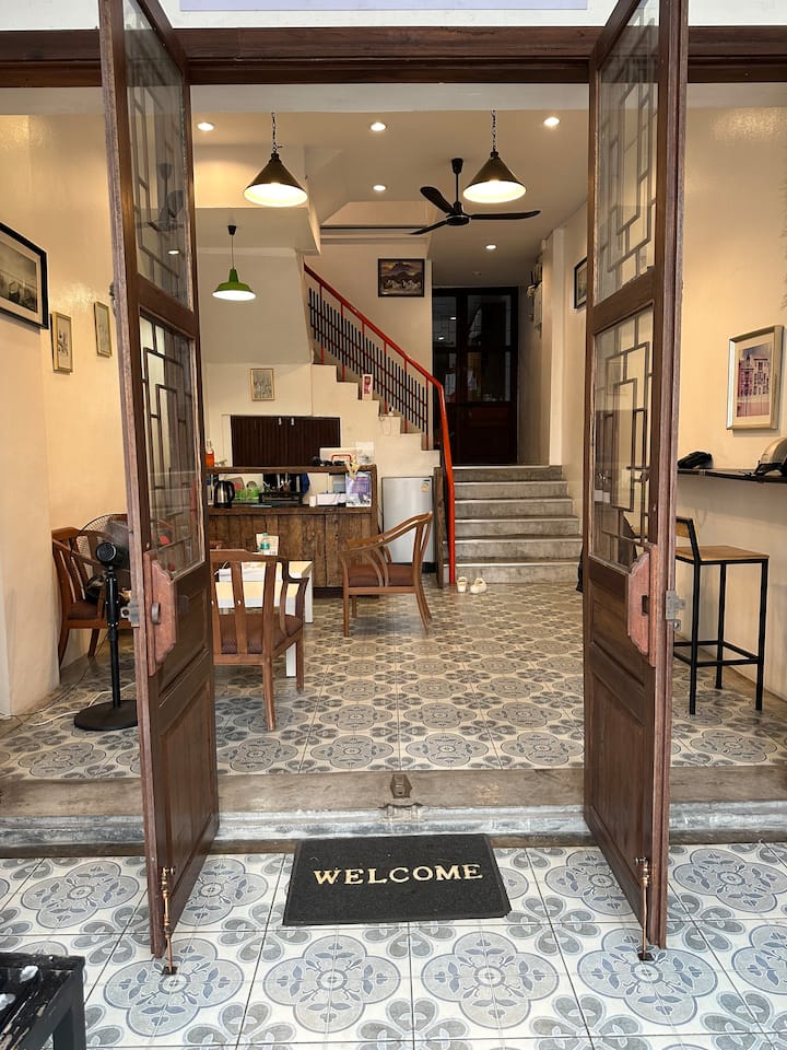 Sk Phuket Old Town - Phuket