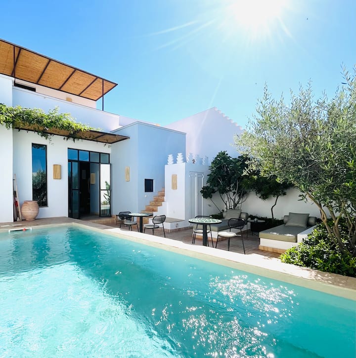 Patio Piscine - Location Privée - Lalla Takerkoust