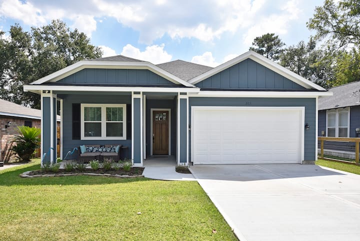Downtown Tomball-built In 2025, King Bed, Sleeps 6 - Stagecoach, TX