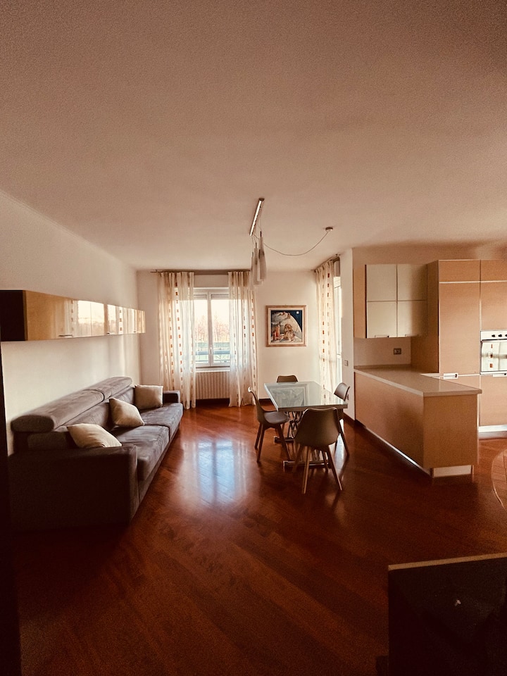 Appartamento Fronte Parco Certosa - Milão