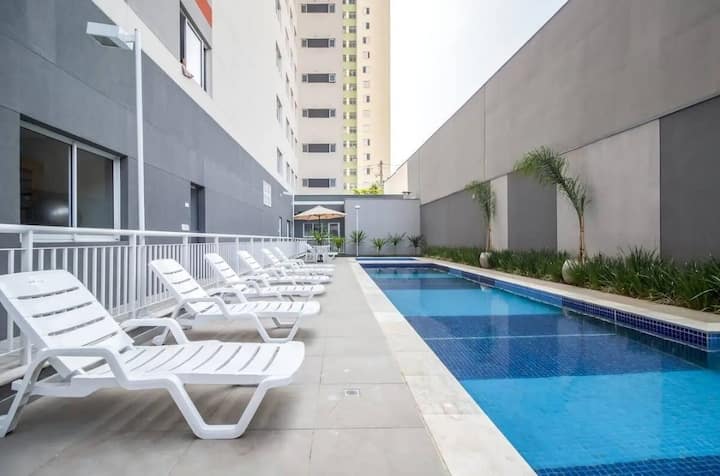 M 137 Apartamento 100 M Da Estação Metrô Do Bras - Brazil