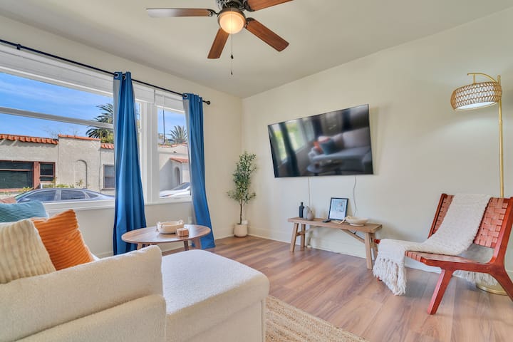 Nestled Bliss By The Beach - Carson, CA