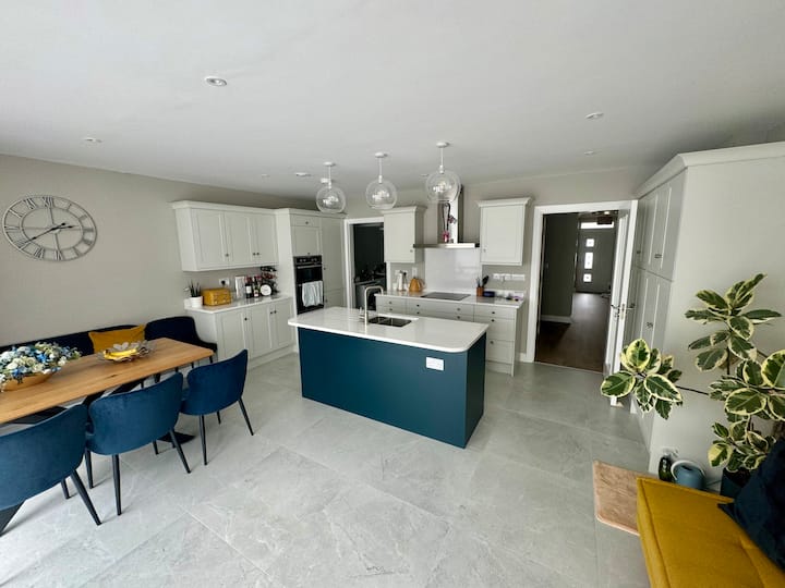 Gorgeous Newbuild By The Ocean - Galway