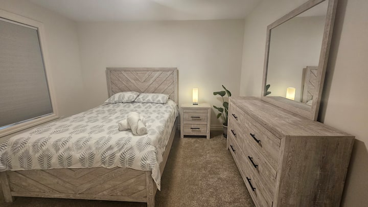 Niagara's Hidden Gem: 2nd Floor - Niagara Falls